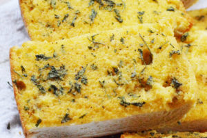 Make Ahead Freezer Friendly Garlic Bread Recipe | Happy Money Saver