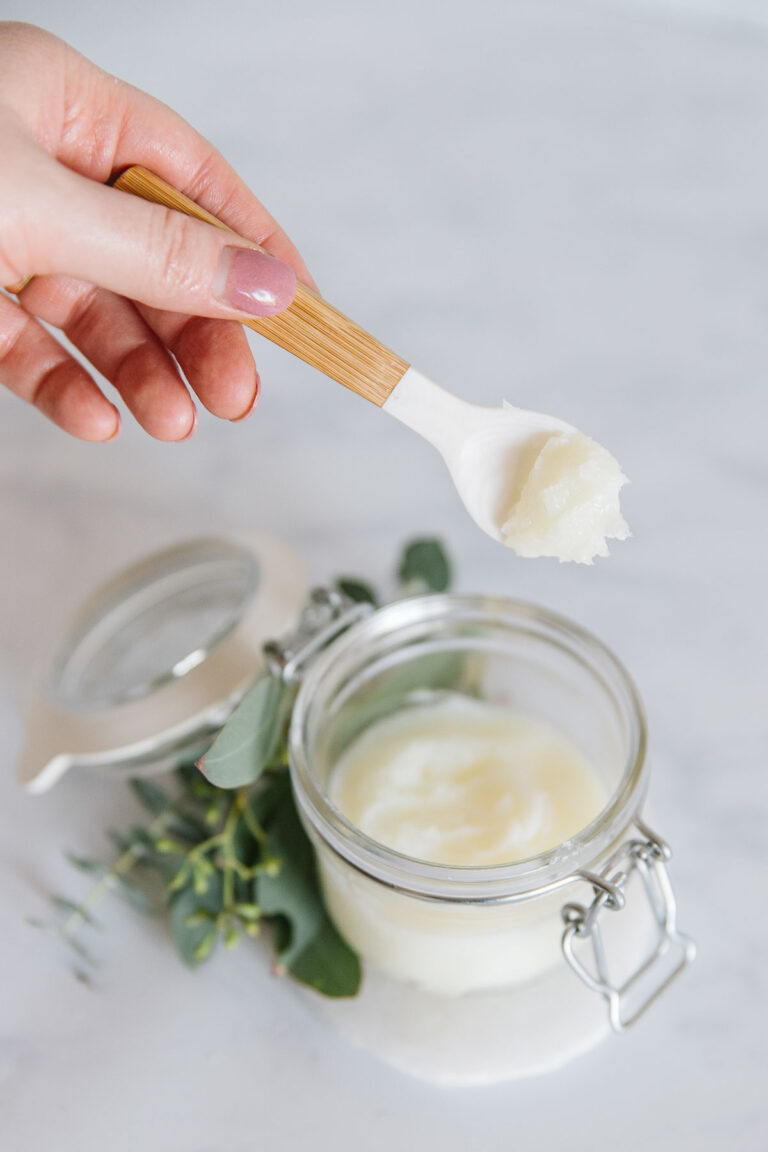 DIY Homemade Vicks Vapor Rub Recipe - So EASY & Natural
